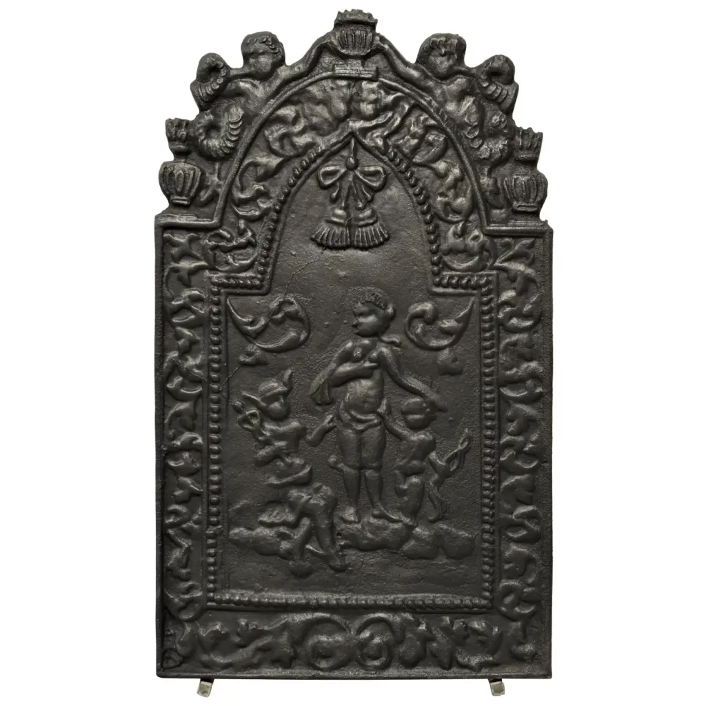 Beautiful Cast Iron Fireback Backsplash